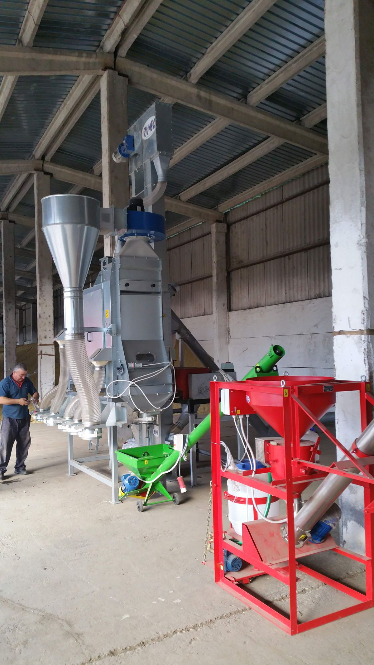 Societeta Agricola Ciorani / Ciorani, jud. Prahova | Echipamente ...